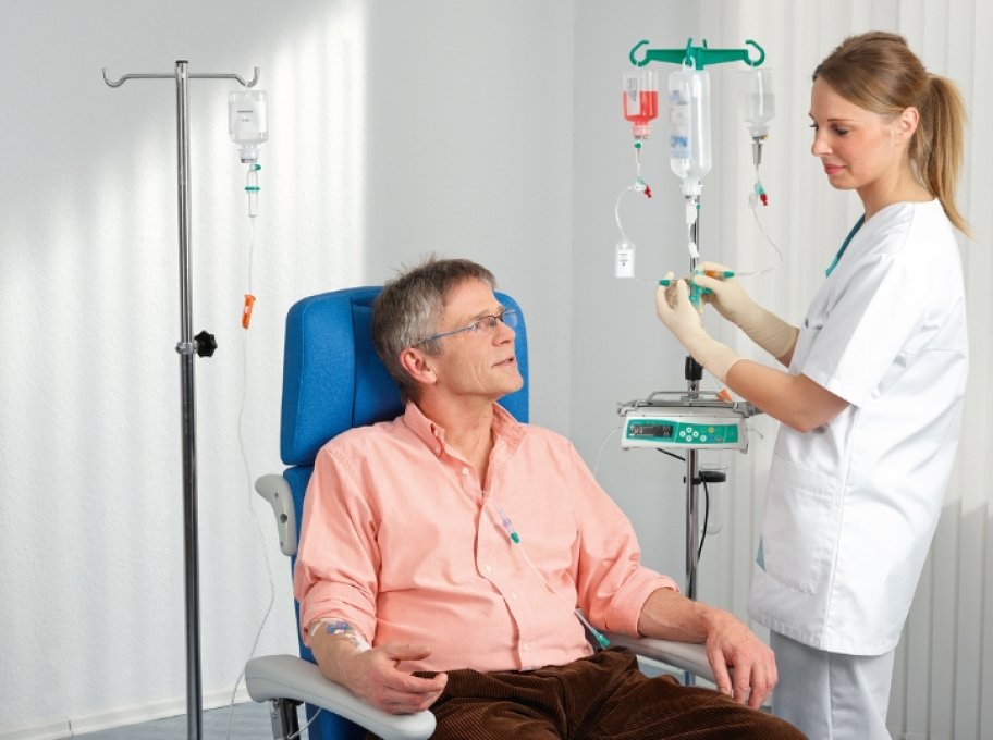 Implantabilní porty jsou běžným standardem pro léčbu onkologických ...